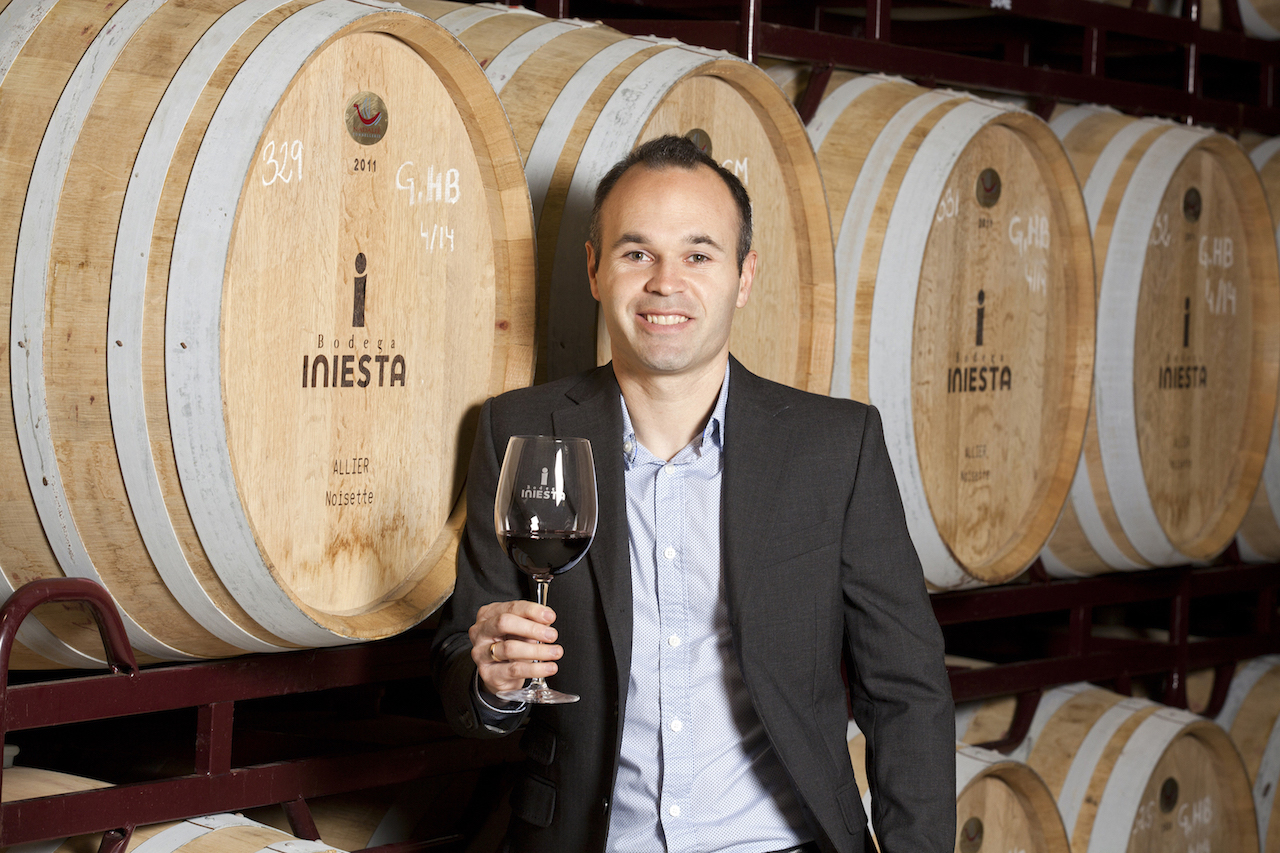 Vinos del futbolista Andrés Iniesta ya están disponibles en el país ...